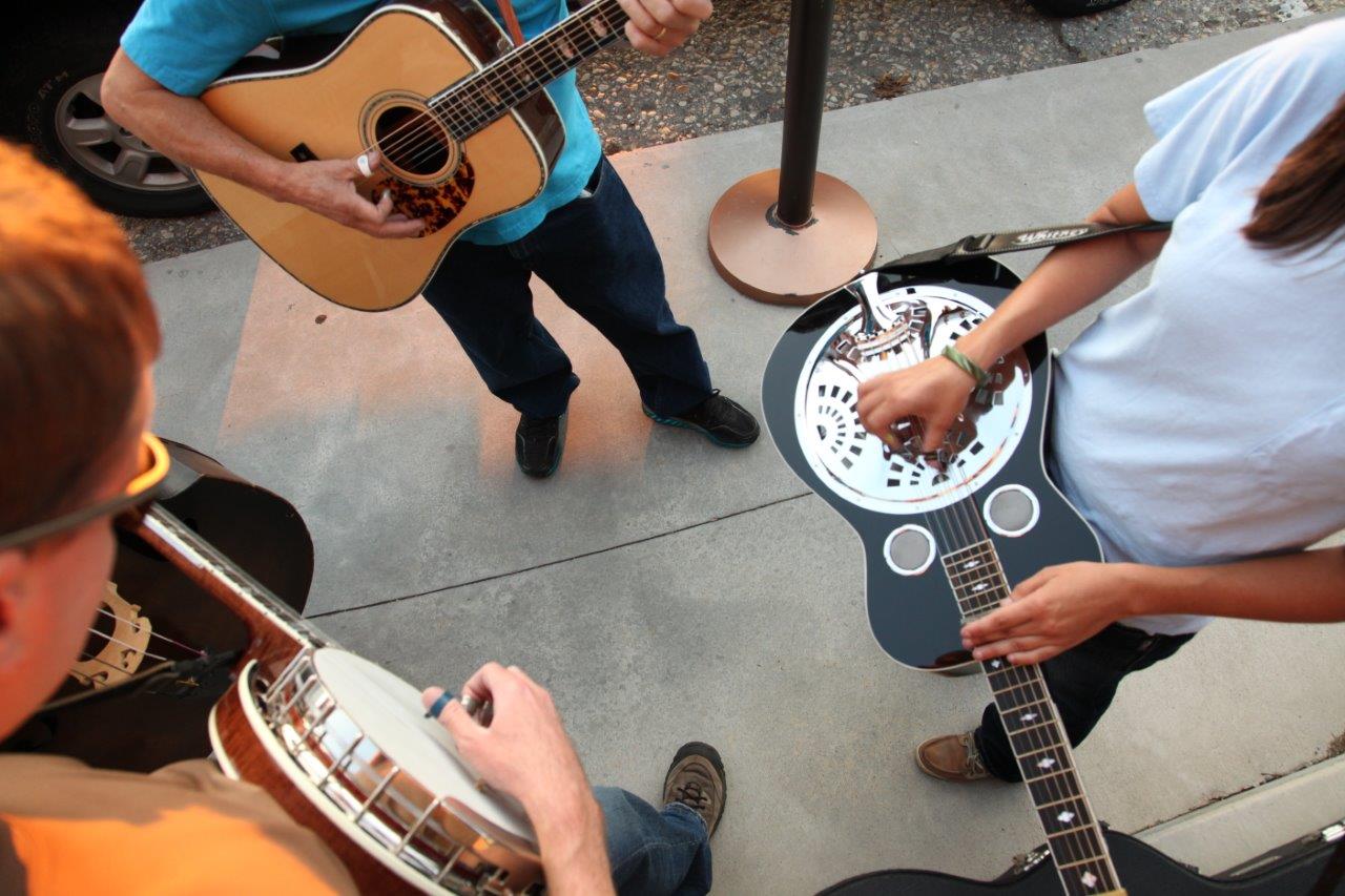 Music Studio and Stores, Dance and Live Concert in Floyd